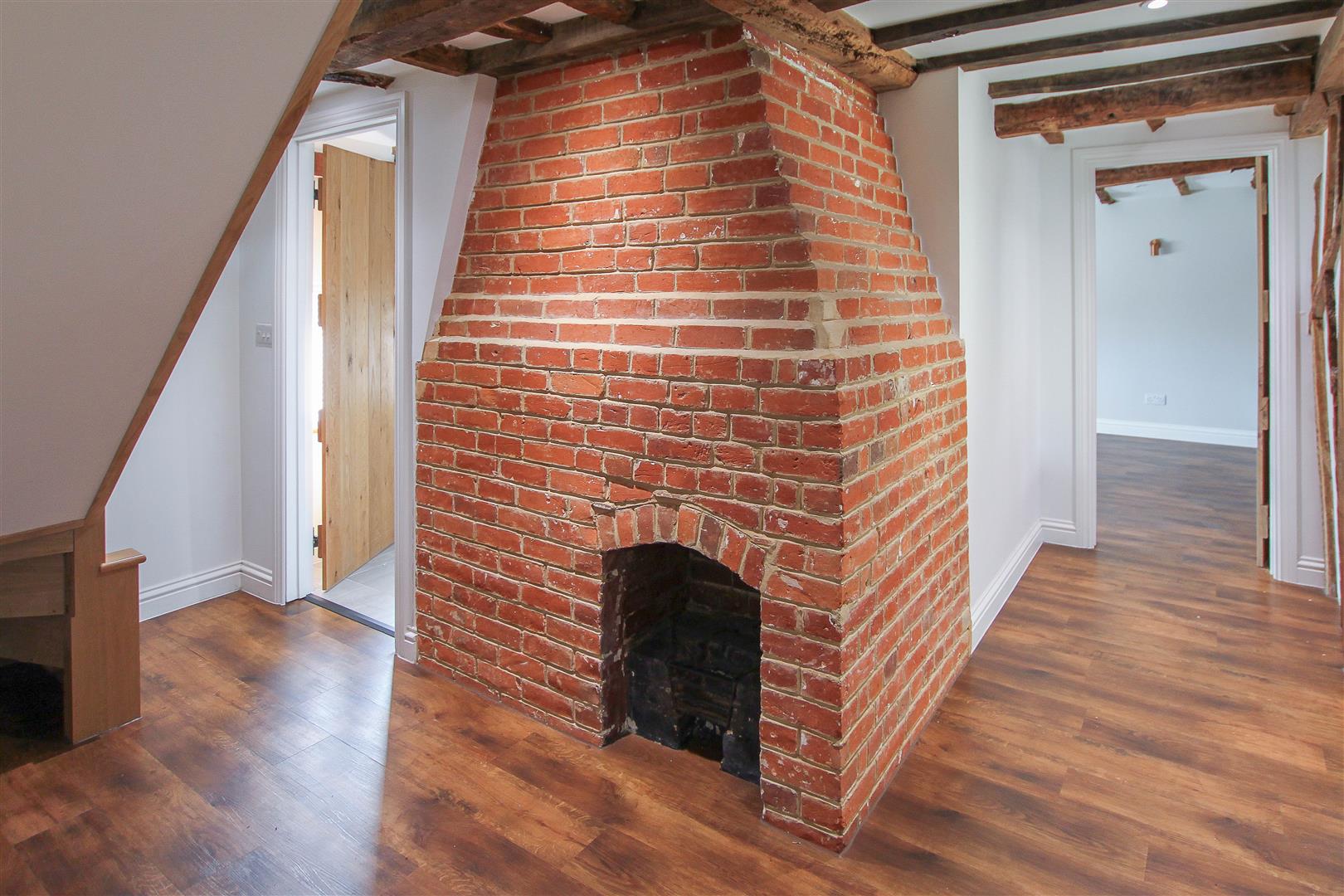 ** SIGNATURE HOMES ** Nine Ashes Road, Nine Ashes, Ingatestone - Keith ...